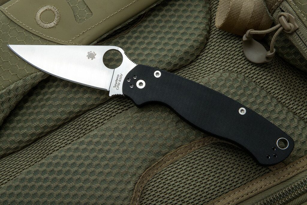 Spyderco Para Military 2 Plain Edge Black G10 - Weapons World